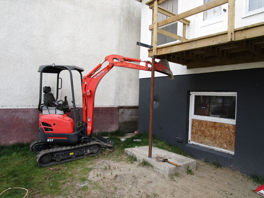 WHAT THE KING DID TODAY